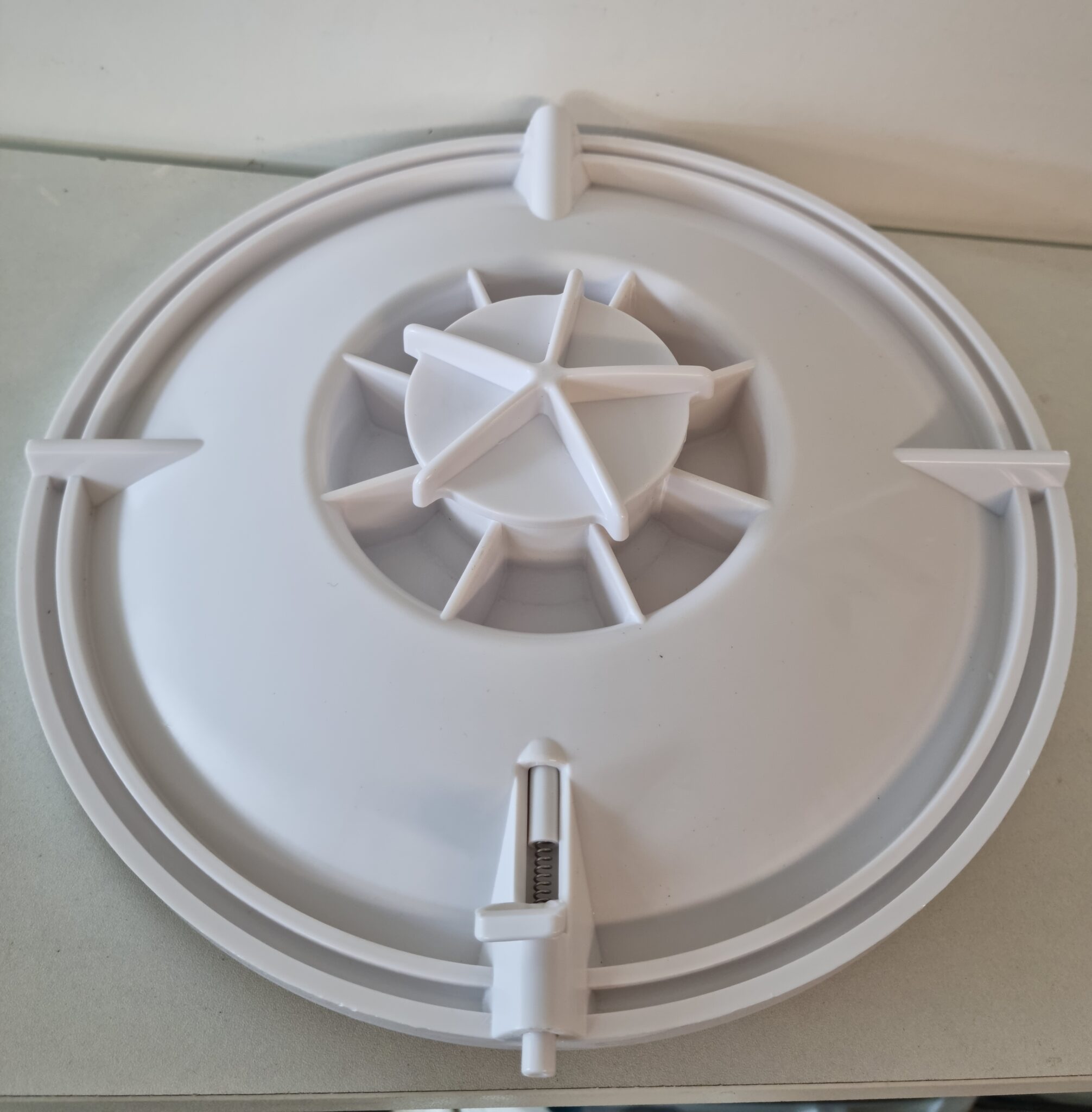 Quiptron vac plate - Pool and Pump World | Ashburton